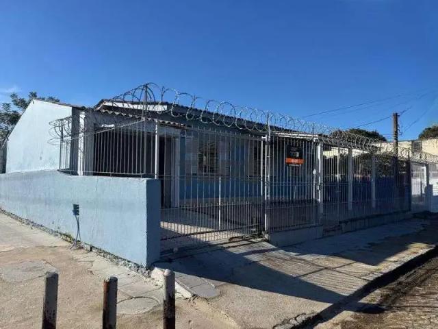 Casa / Sobrado para Venda em Porto Alegre/RS Sarandi 3 Quartos