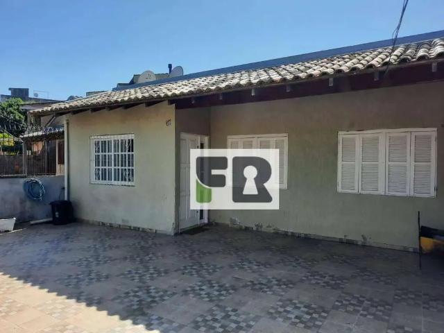 Casa / Sobrado para Venda em Porto Alegre/RS Sarandi 3 Quartos