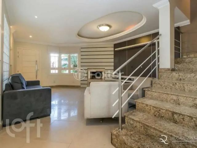 Casa / Sobrado para Venda em Porto Alegre/RS Sarandi 3 Quartos