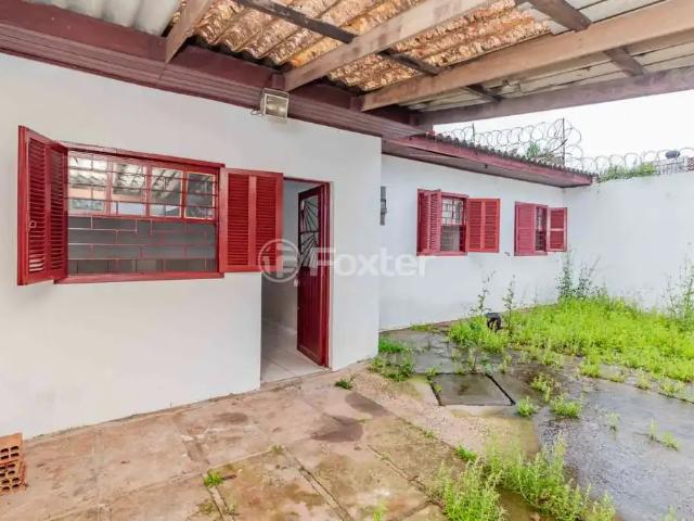 Casa / Sobrado para Venda em Porto Alegre/RS Sarandi 4 Quartos