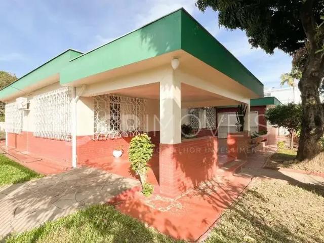 Casa / Sobrado para Venda em Porto Alegre/RS Sarandi 4 Quartos