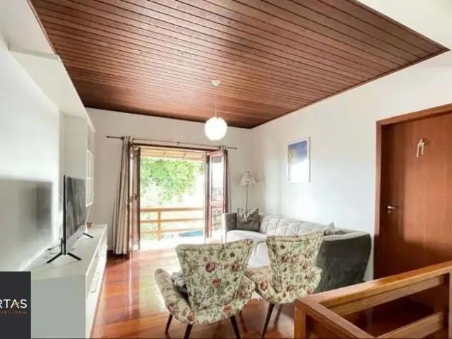 Casa / Sobrado para Venda em Porto Alegre/RS Sarandi 4 Quartos