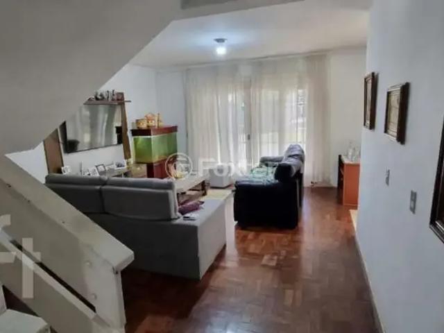 Casa / Sobrado para Venda em Porto Alegre/RS Sarandi 4 Quartos