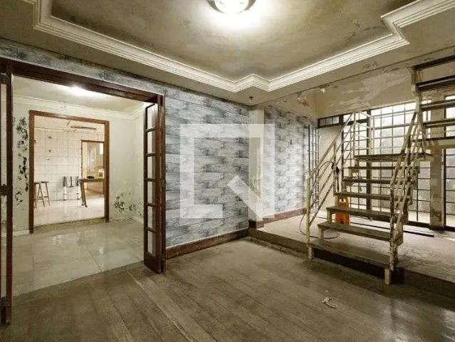 Casa / Sobrado para Venda em Porto Alegre/RS Sarandi 4 Quartos