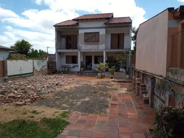 Casa / Sobrado para Venda em Porto Alegre/RS Sarandi 4 Quartos