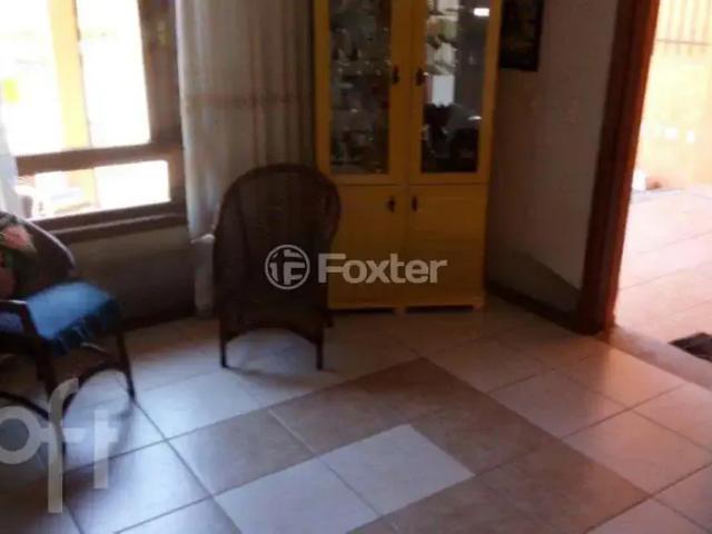Casa / Sobrado para Venda em Porto Alegre/RS Sarandi 4 Quartos