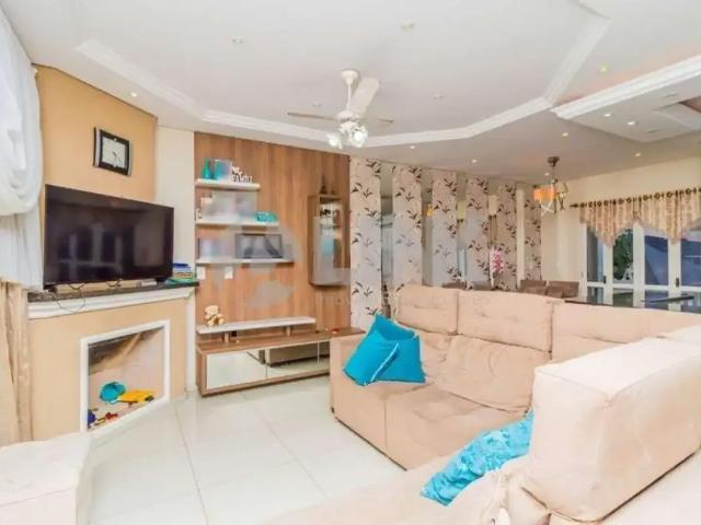 Casa / Sobrado para Venda em Porto Alegre/RS Sarandi 4 Quartos
