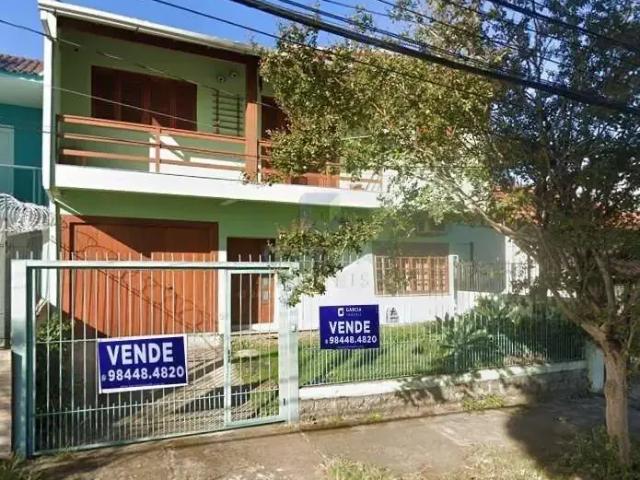 Casa / Sobrado para Venda em Porto Alegre/RS Sarandi 4 Quartos