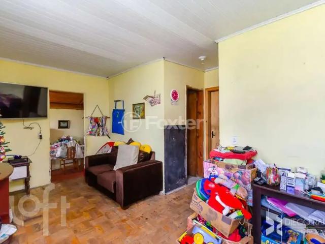 Casa / Sobrado para Venda em Porto Alegre/RS Sarandi 4 Quartos