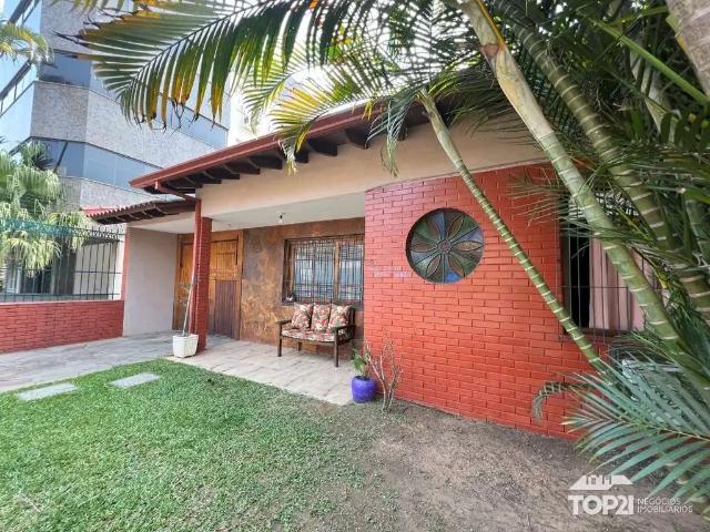 Casa / Sobrado para Venda em Porto Alegre/RS Sarandi 4 Quartos