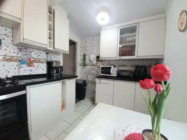 Casa / Sobrado para Venda em Porto Alegre/RS Sarandi 4 Quartos