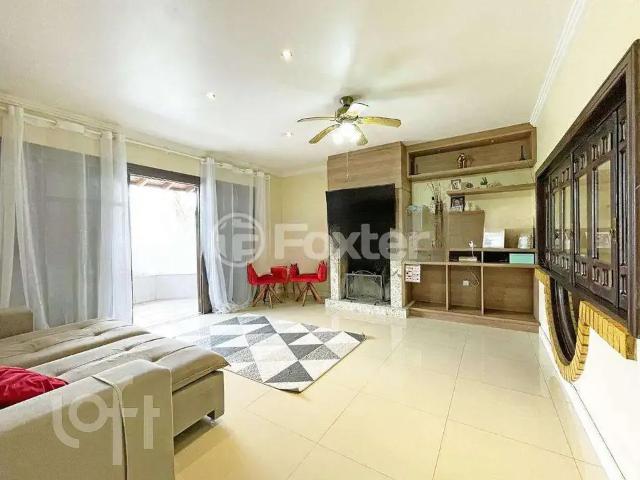 Casa / Sobrado para Venda em Porto Alegre/RS Sarandi 4 Quartos