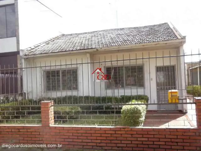 Casa / Sobrado para Venda em Porto Alegre/RS Sarandi 4 Quartos