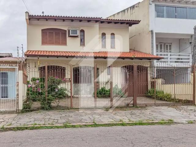 Casa / Sobrado para Venda em Porto Alegre/RS Sarandi 5 Quartos