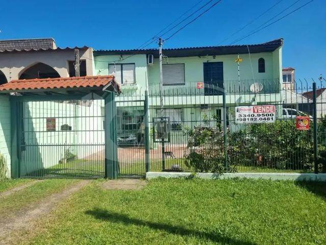 Casa / Sobrado para Venda em Porto Alegre/RS Sarandi 5 Quartos