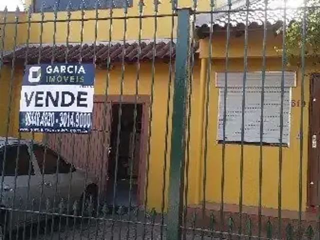 Casa / Sobrado para Venda em Porto Alegre/RS Sarandi 6 Quartos