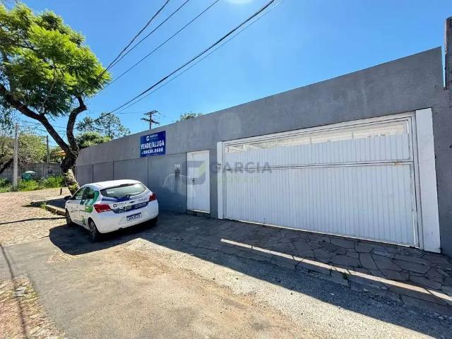 Casa / Sobrado para Venda em Porto Alegre/RS Sarandi 7 Quartos