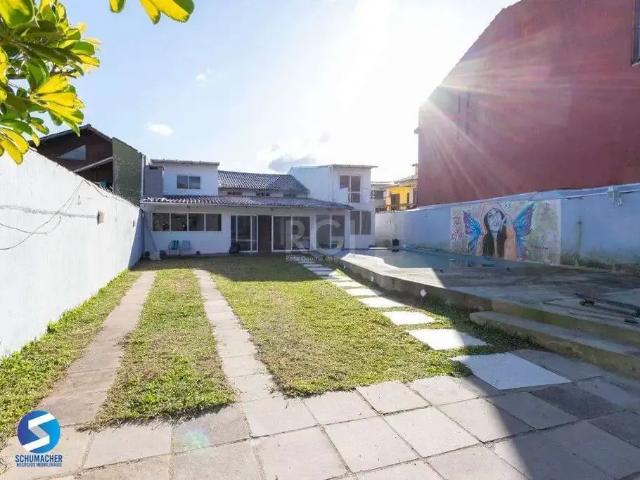 Casa / Sobrado para Venda em Porto Alegre/RS Serraria 4 Quartos
