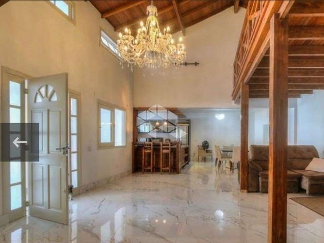 Casa / Sobrado para Venda em Porto Alegre/RS Serraria 4 Quartos