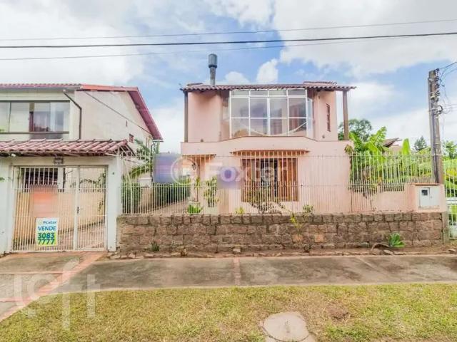 Casa / Sobrado para Venda em Porto Alegre/RS Serraria 2 Quartos
