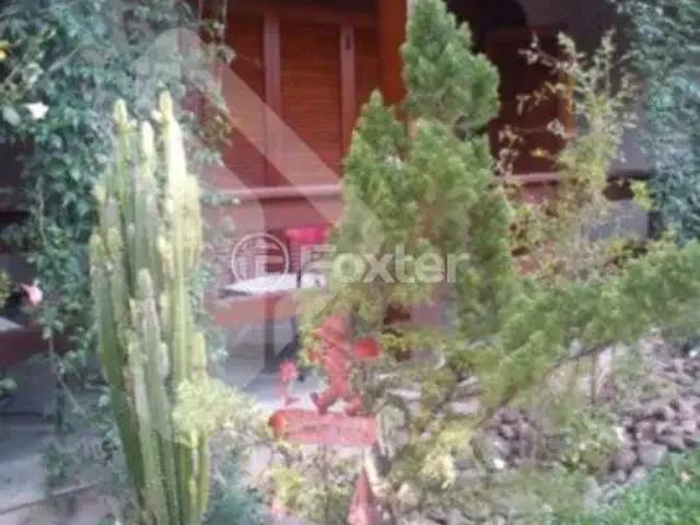 Casa / Sobrado para Venda em Porto Alegre/RS Serraria 3 Quartos