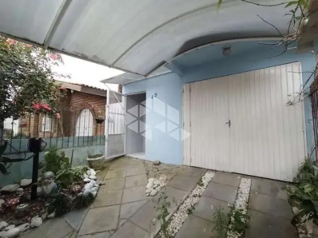 Casa / Sobrado para Venda em Porto Alegre/RS Serraria 3 Quartos