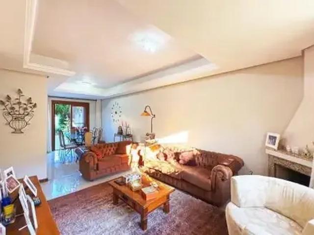 Casa / Sobrado para Venda em Porto Alegre/RS Serraria 3 Quartos