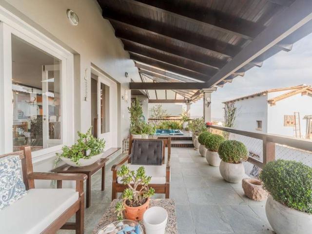 Casa / Sobrado para Venda em Porto Alegre/RS Sétimo Céu 3 Quartos