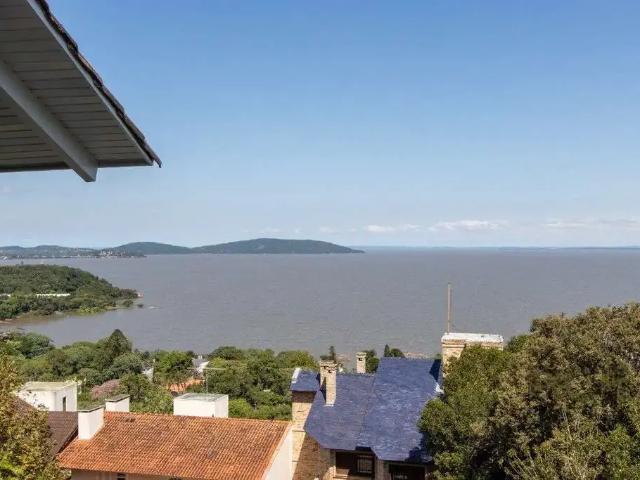 Casa / Sobrado para Venda em Porto Alegre/RS Sétimo Céu 3 Quartos