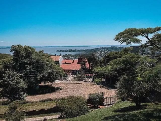 Casa / Sobrado para Venda em Porto Alegre/RS Sétimo Céu 7 Quartos