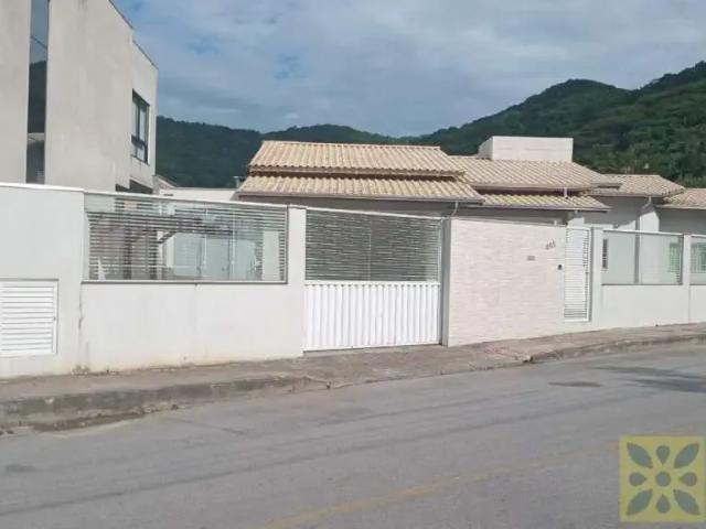 Casa / Sobrado para Venda em Porto Belo/SC Centro 2 Quartos