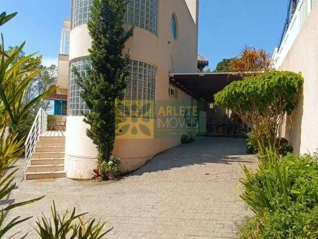Casa / Sobrado para Venda em Porto Belo/SC Centro 2 Quartos