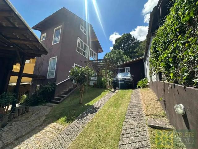 Casa / Sobrado para Venda em Porto Belo/SC Centro 3 Quartos