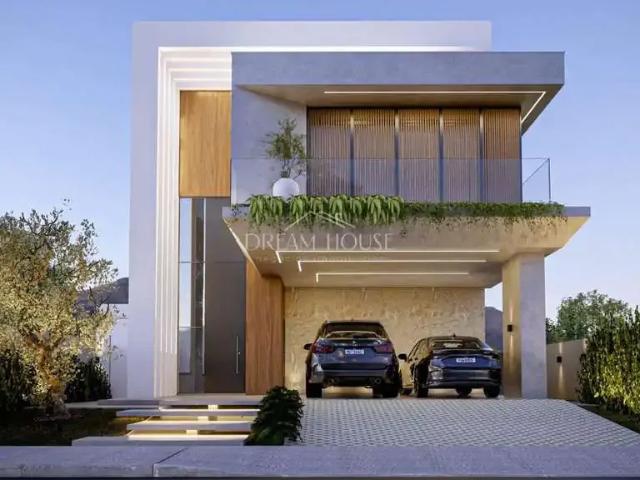 Casa / Sobrado para Venda em Porto Belo/SC Centro 4 Quartos