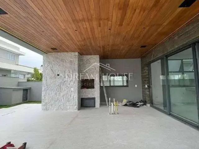 Casa / Sobrado para Venda em Porto Belo/SC Centro 4 Quartos