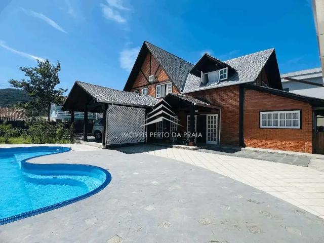 Casa / Sobrado para Venda em Porto Belo/SC Centro 5 Quartos