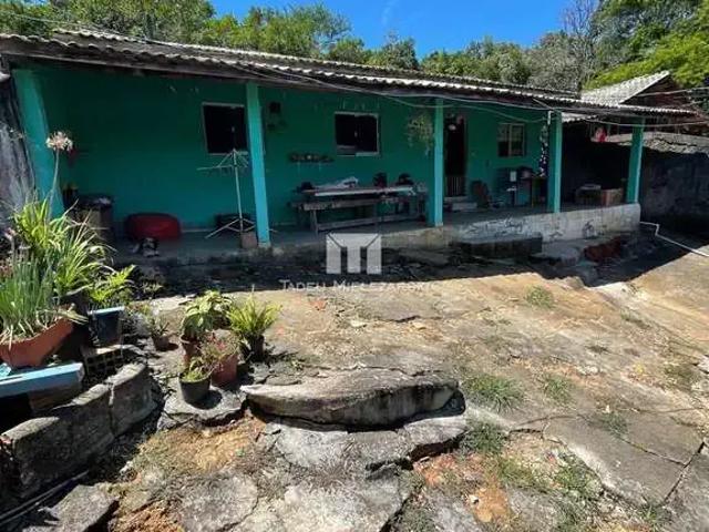 Casa / Sobrado para Venda em Porto Belo/SC Alto Perequê 3 Quartos