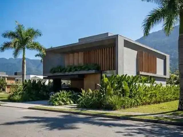Casa / Sobrado para Venda em Porto Belo/SC Araçá 4 Quartos