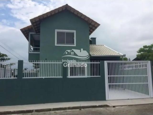 Casa / Sobrado para Venda em Porto Belo/SC Balneário Perequê 3 Quartos