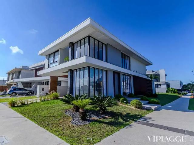 Casa / Sobrado para Venda em Porto Belo/SC Jardim Dourado 3 Quartos