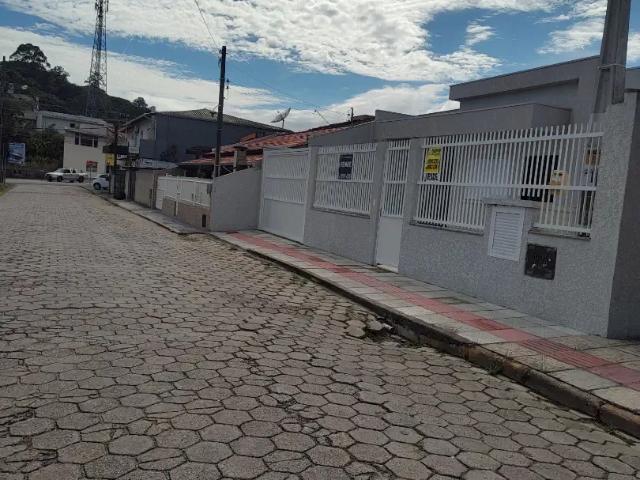 Casa / Sobrado para Venda em Porto Belo/SC Vila Nova 3 Quartos