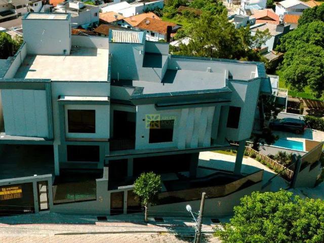 Casa / Sobrado para Venda em Porto Belo/SC Vila Nova 3 Quartos