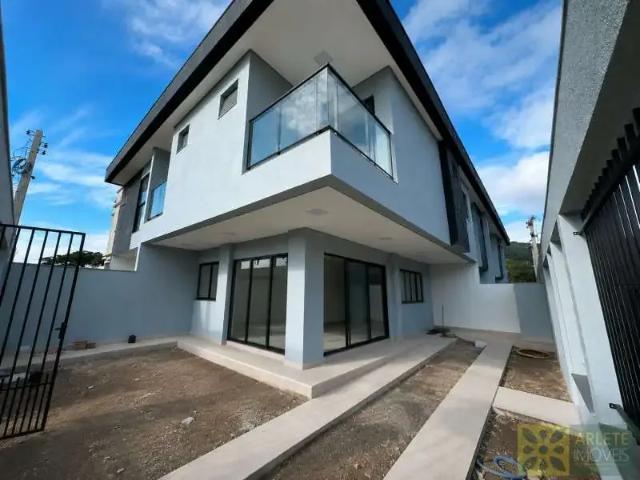 Casa / Sobrado para Venda em Porto Belo/SC Vila Nova 3 Quartos