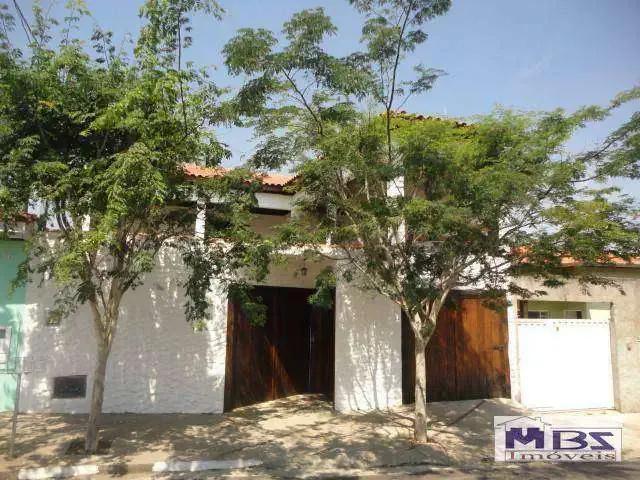 Casa / Sobrado para Venda em Porto Feliz/SP Centro 4 Quartos