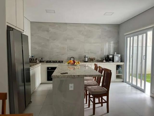 Casa / Sobrado para Venda em Porto Feliz/SP Portal Ville Flamboyant 4 Quartos