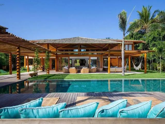 Casa / Sobrado para Venda em Porto Seguro/BA Trancoso 9 Quartos