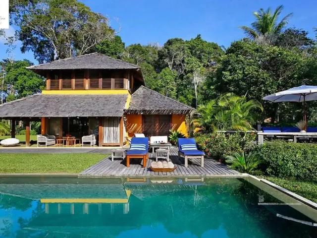 Casa / Sobrado para Venda em Porto Seguro/BA Trancoso 3 Quartos