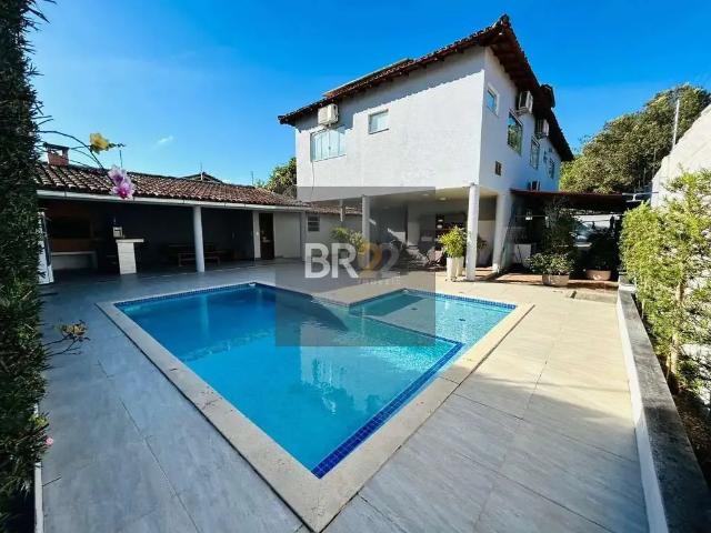 Casa / Sobrado para Venda em Porto Seguro/BA Village II 5 Quartos