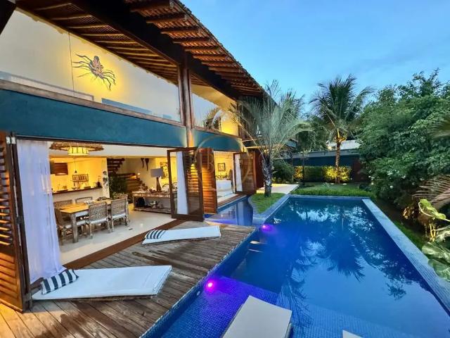 Casa / Sobrado para Venda em Porto Seguro/BA Arraial D´Ajuda 4 Quartos