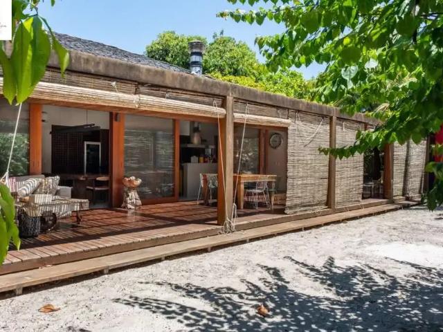 Casa / Sobrado para Venda em Porto Seguro/BA Caraiva 3 Quartos